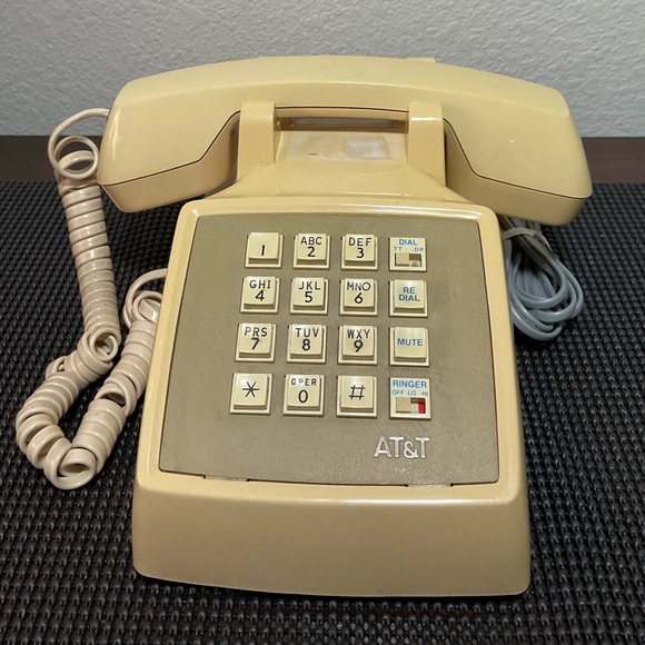 at&t | Other | Vintage Att Beige Traditional 0 Push Button Landline ...